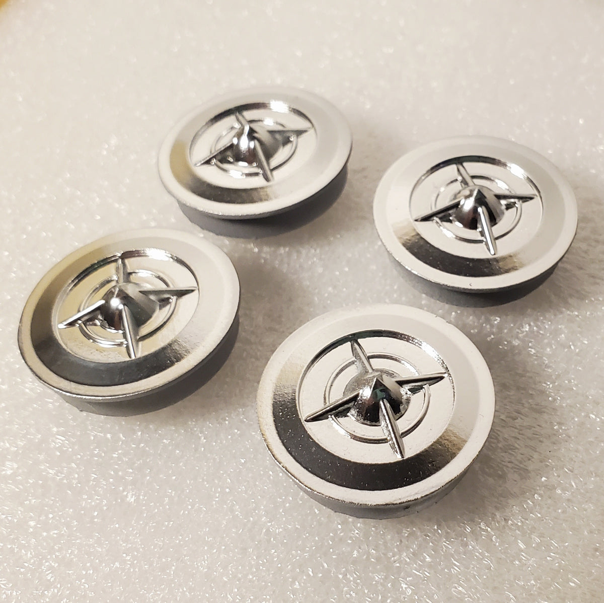 "The Monarch" 50s style hubcap set for 1:10 RC – Radtime Customs